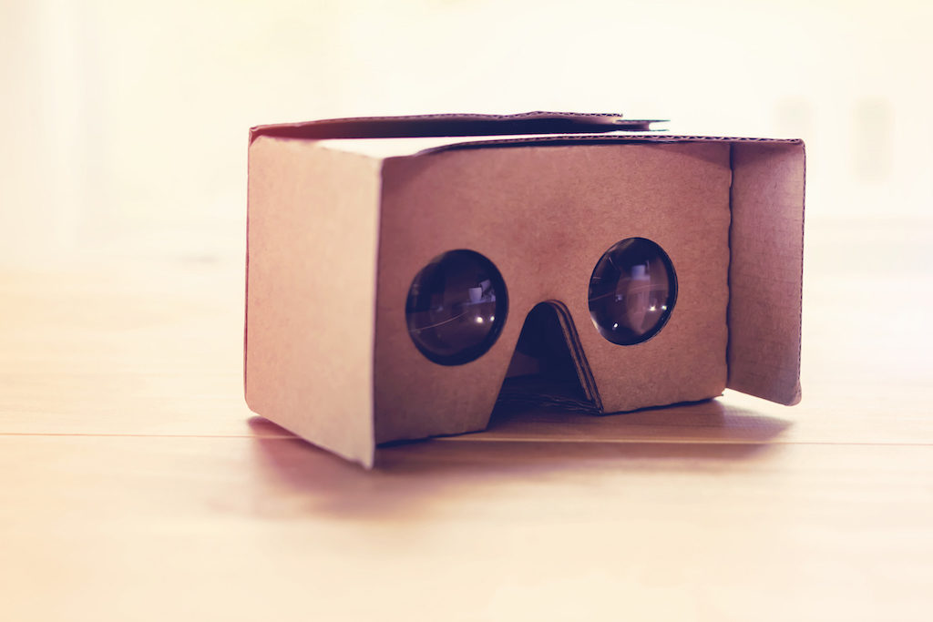 Room-scale VR mit dem Smartphone?!? - Next Reality GmbH